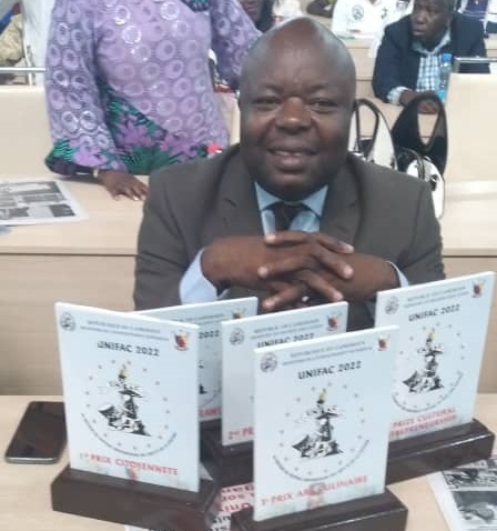 Bienvenue à l'Université de Douala